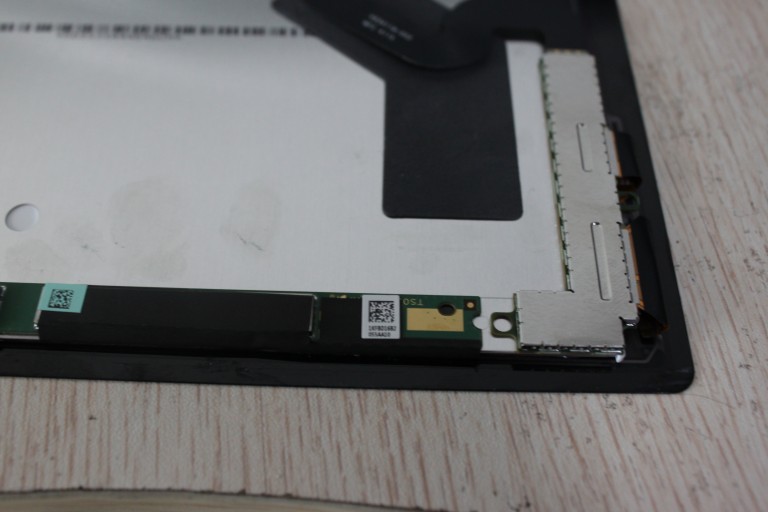 Surface Pro 4拆解&换硬盘 | Augix