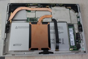 Surface Pro 4拆解&换硬盘 | Augix