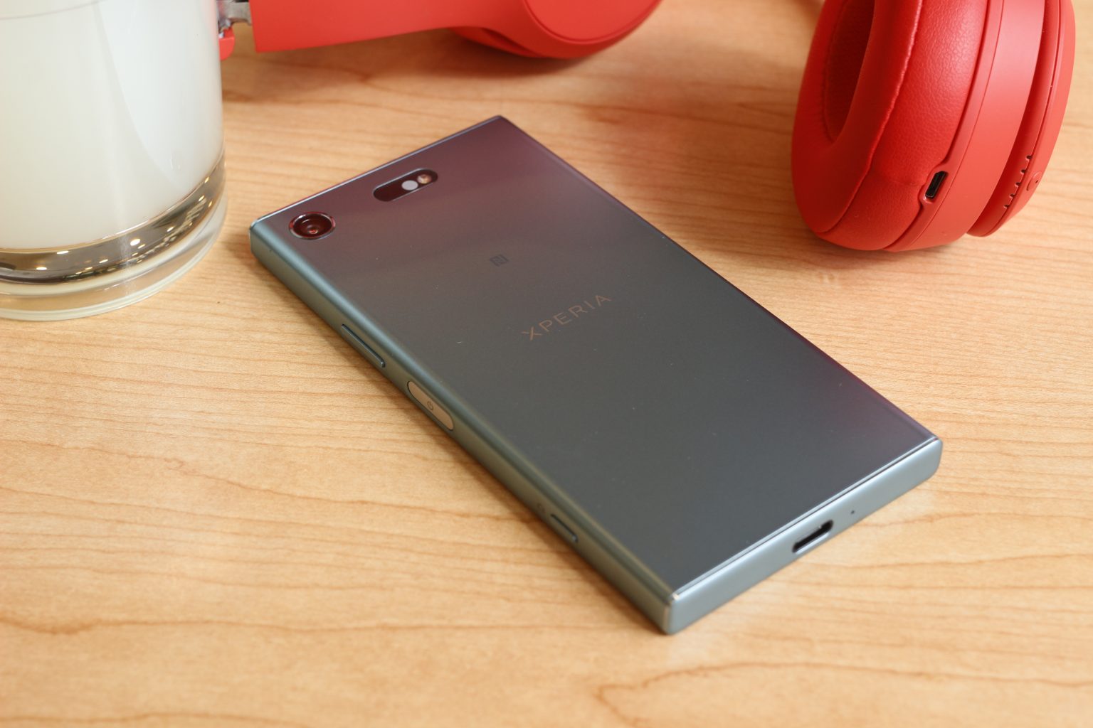 孤独的小确幸——Xperia XZ1 Compact体验 | Augix