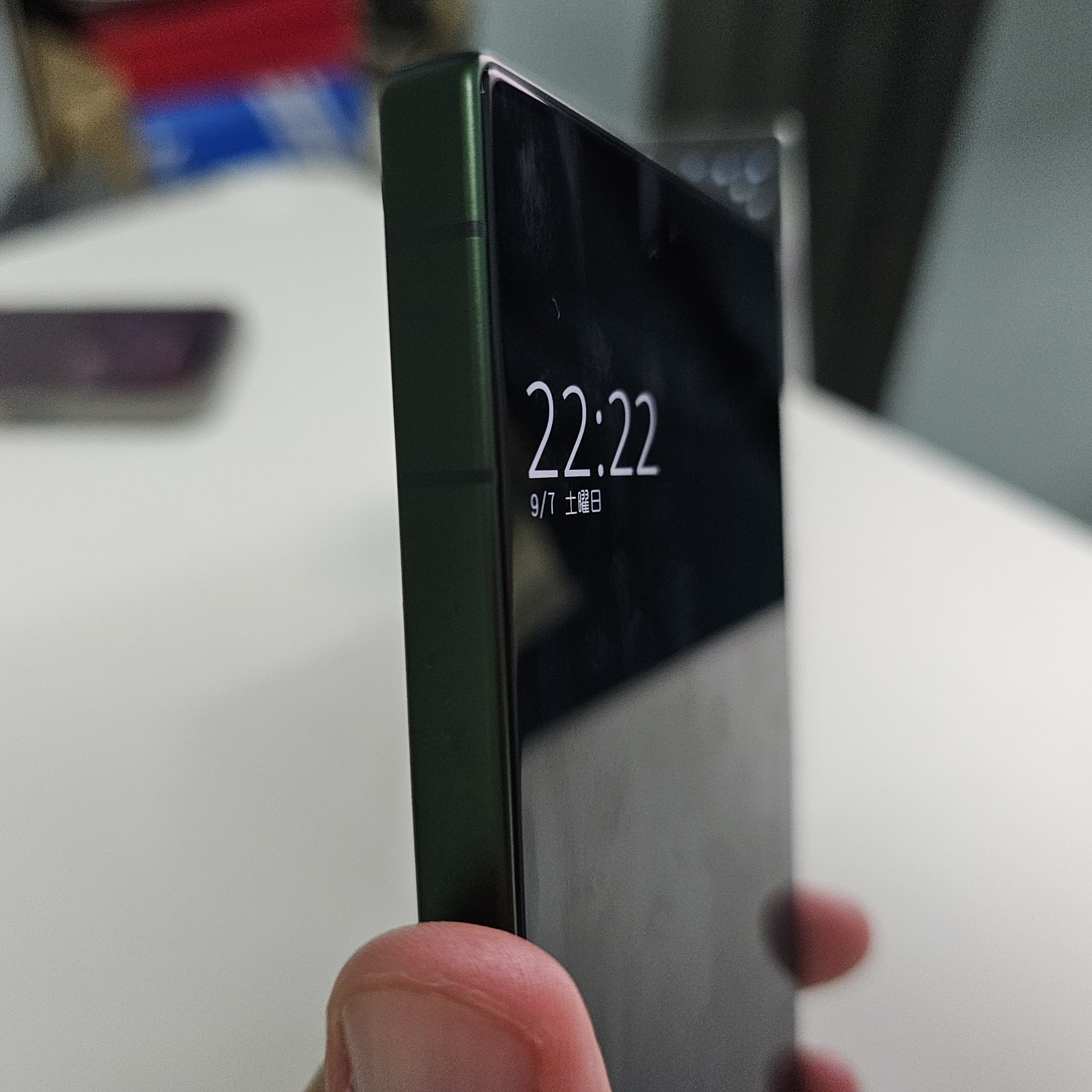 這真夏普，但這徠卡嗎？-AQUOS R9 | Augix